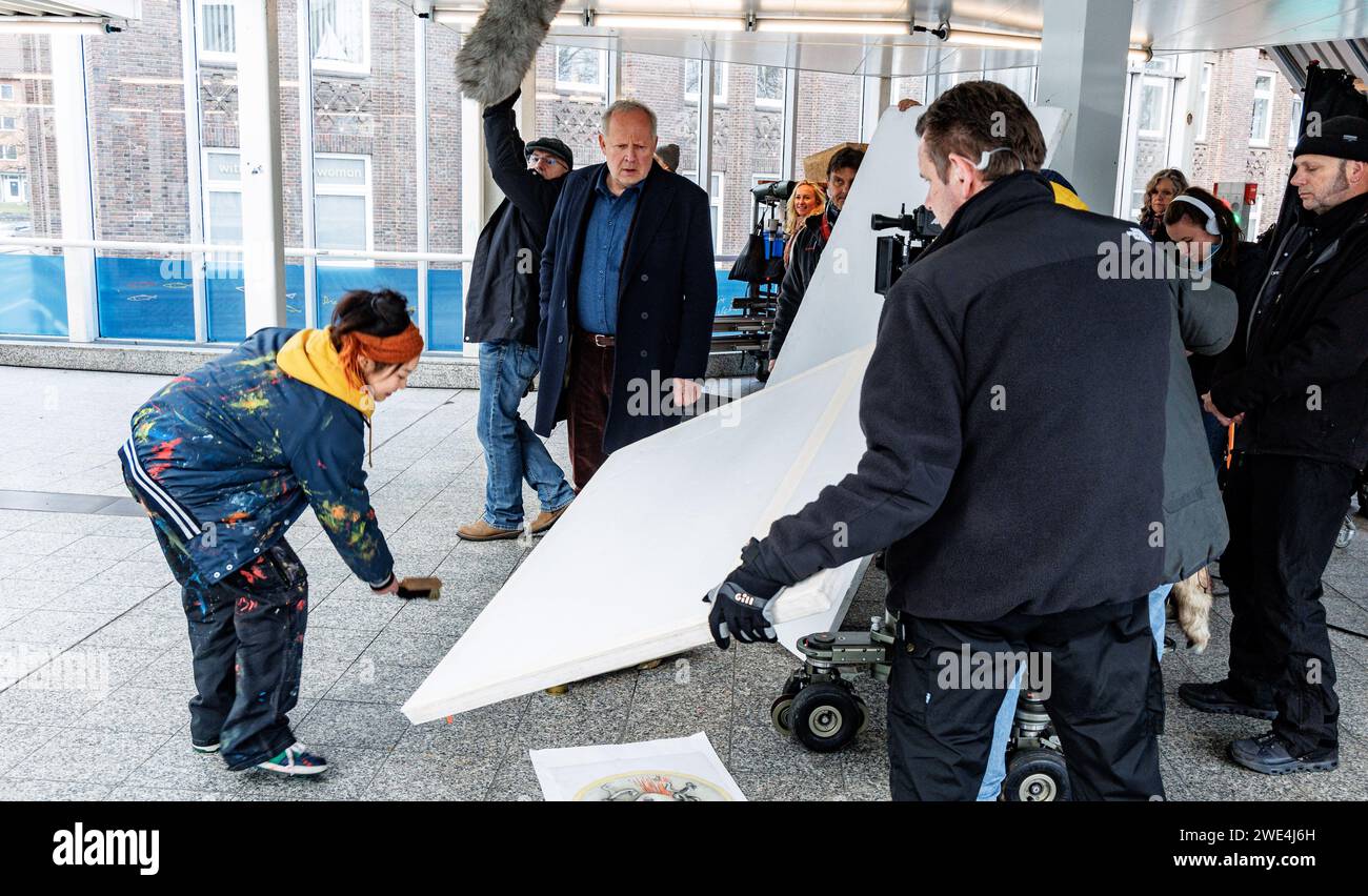 Kiel, Germany. 23rd Jan, 2024. Actors Axel Milberg and Quynh Anh Ha ...