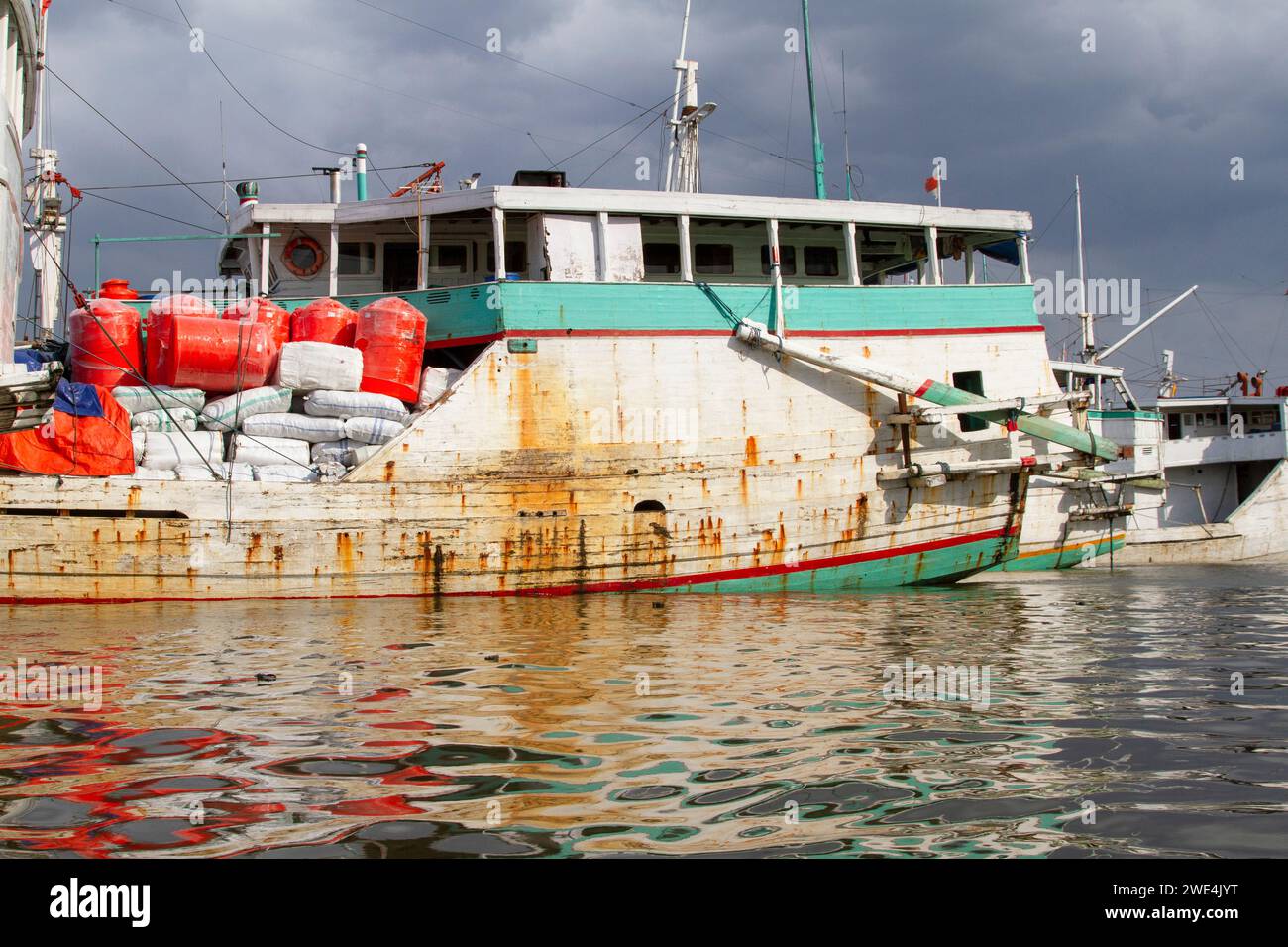 Old Wooden Trading Boats at Port of Sunda Kelapa or PSK in north ...