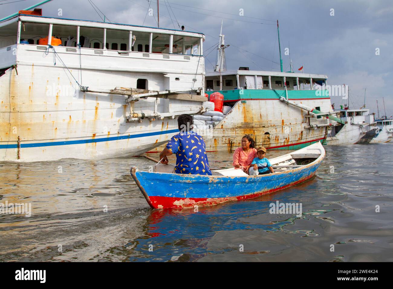 Old Wooden Trading Boats at Port of Sunda Kelapa or PSK in north ...