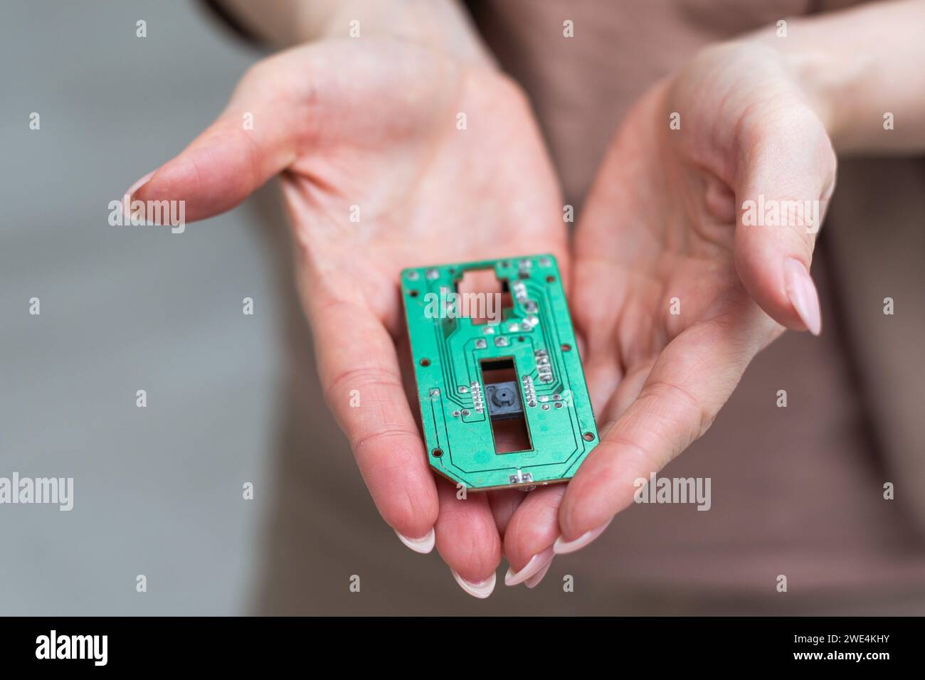 Ic layer hi-res stock photography and images - Alamy