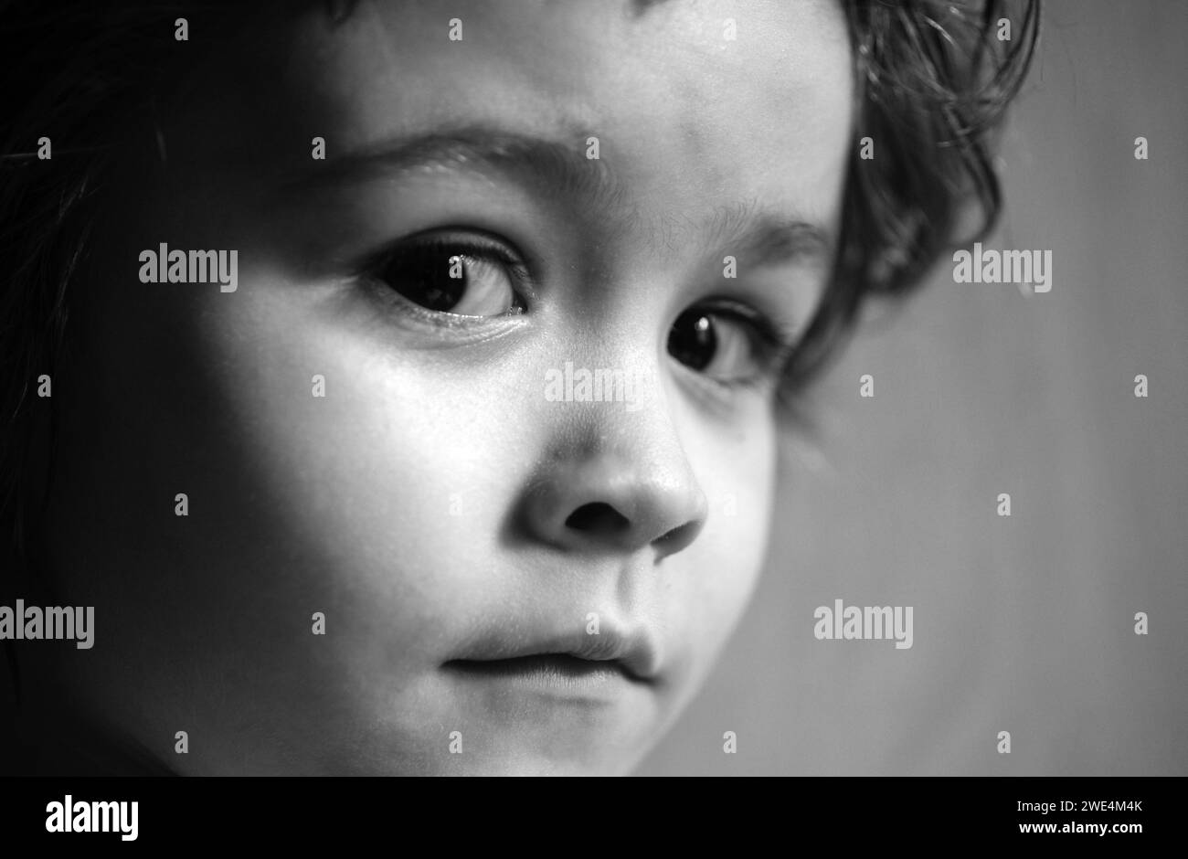 Portrait of amazed surprised little boy. Concept of kids face close-up ...