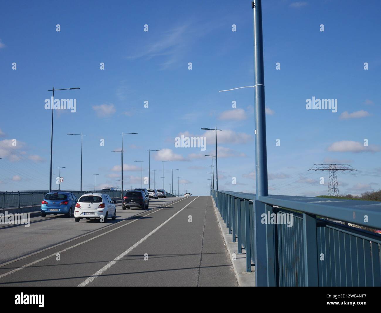 Bridge and cars Stock Photo - Alamy