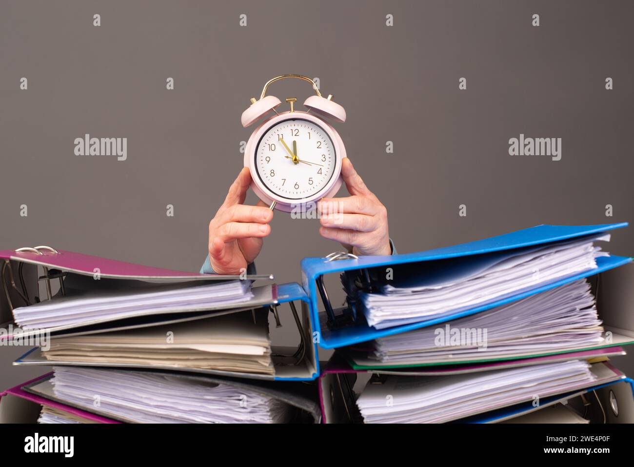 Work stress clock hi-res stock photography and images - Alamy