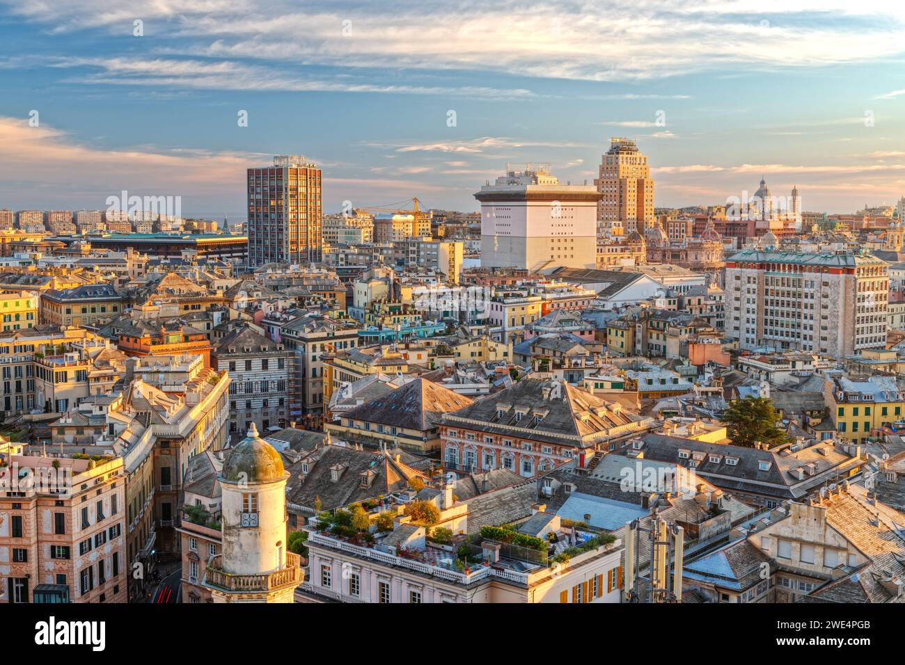 Italian city of genoa hi-res stock photography and images - Alamy