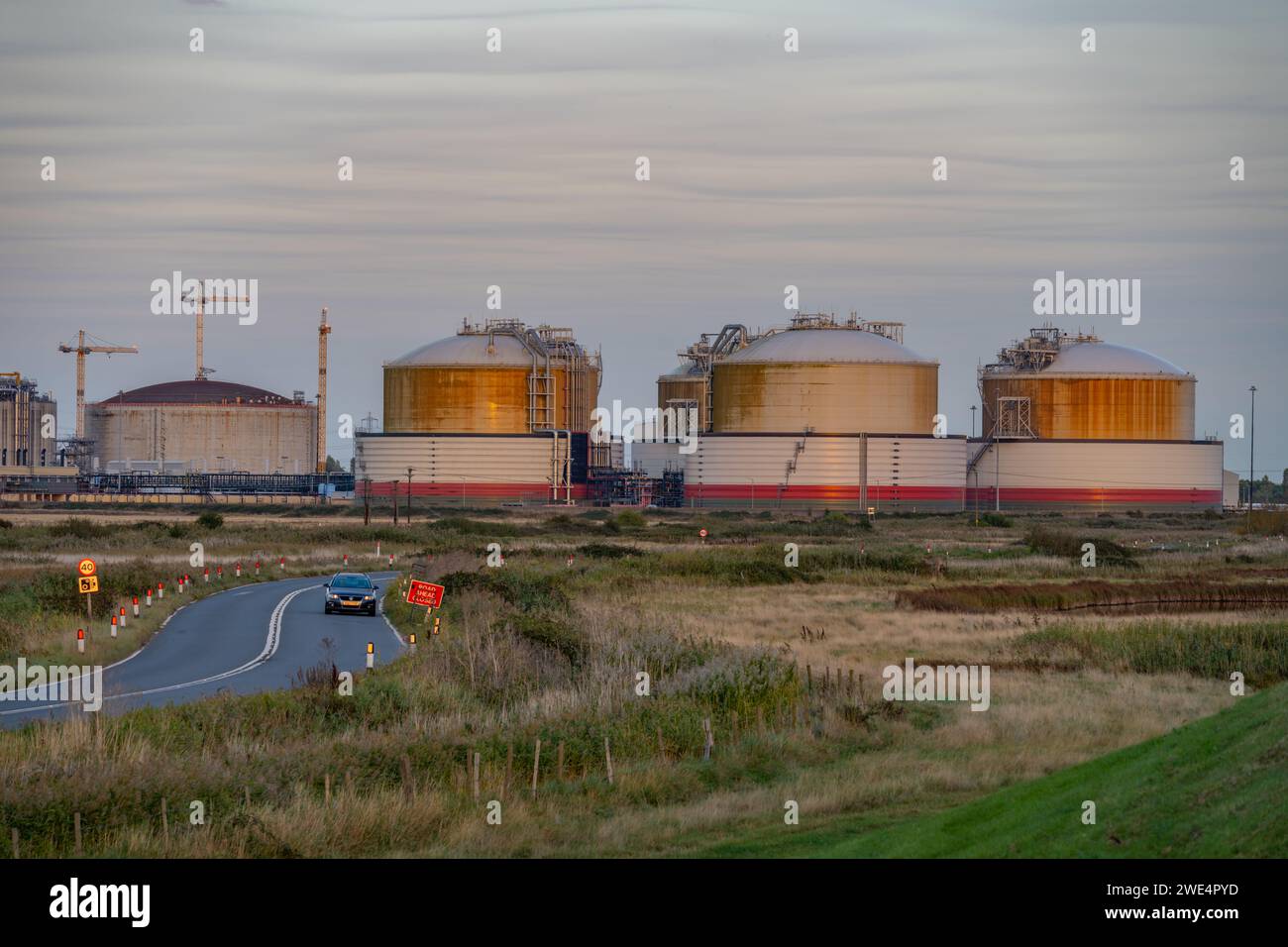 National Grid Liquid Natural Gas terminal at Grain Kent Stock Photo - Alamy