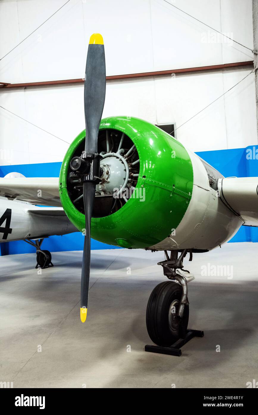 The Pima Air & Space Museum - largest non-government funded aviation ...