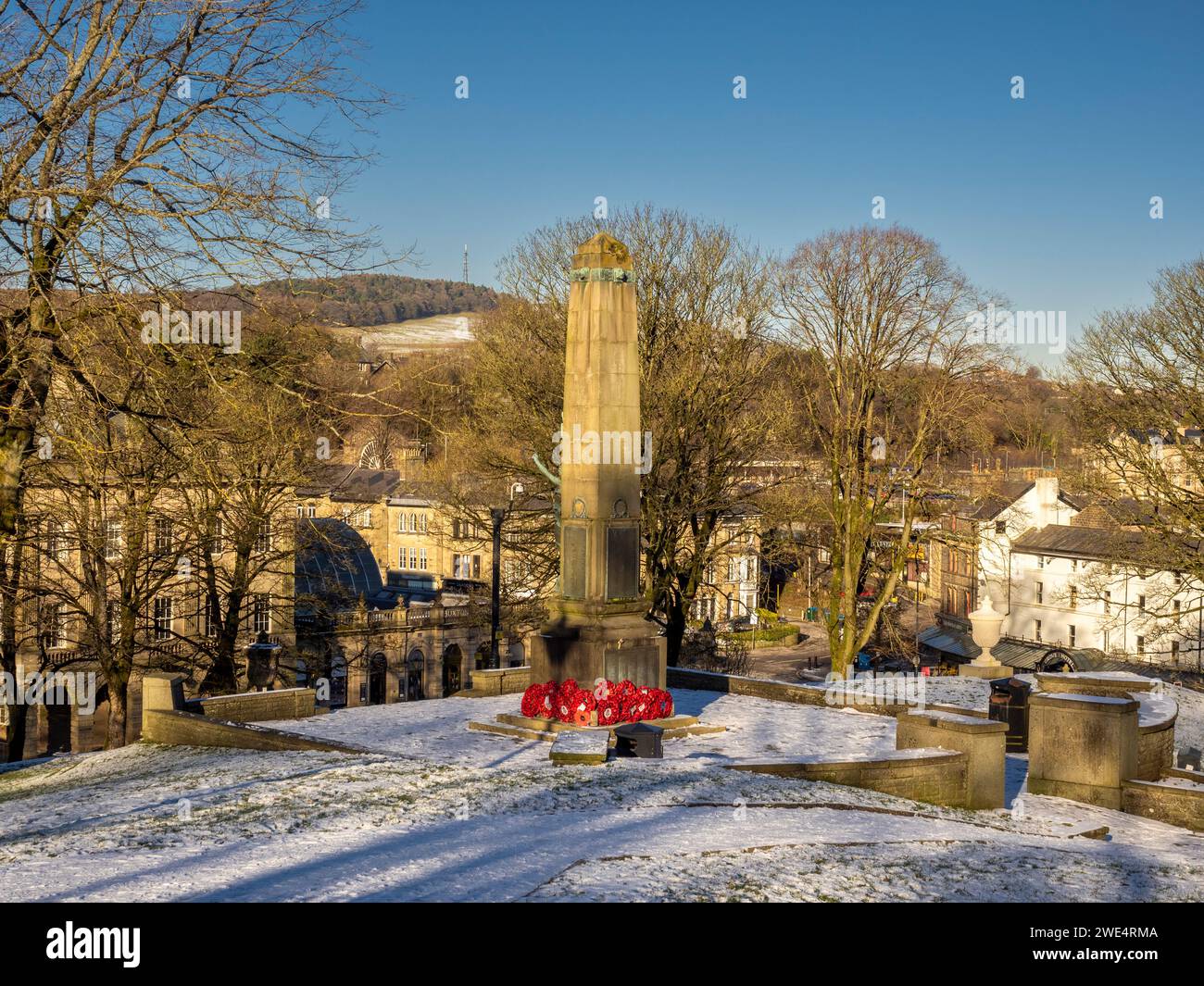 War memorial on The Slopes in Buxton, in snow Stock Photo - Alamy