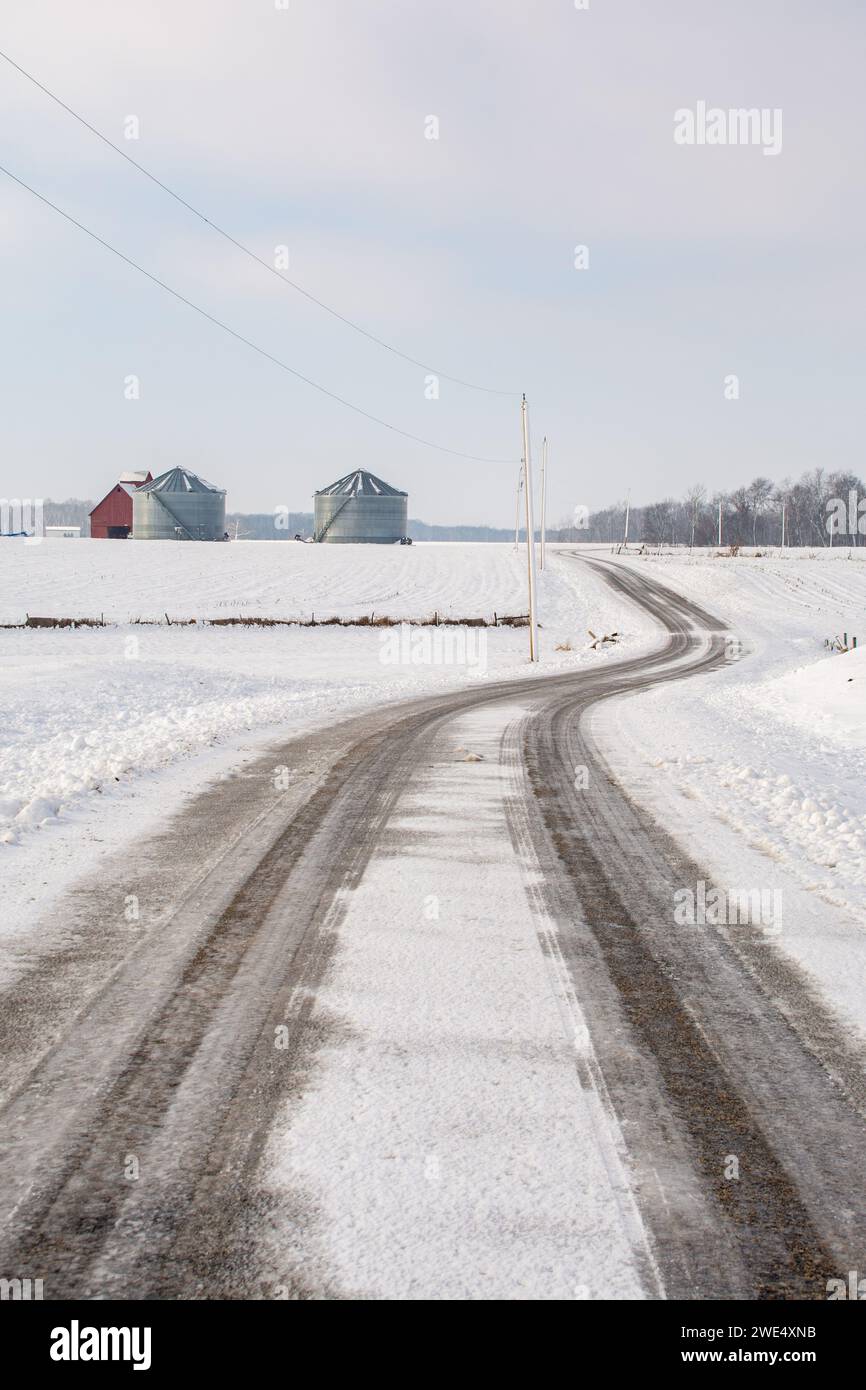 Illinois landscape hi-res stock photography and images - Alamy
