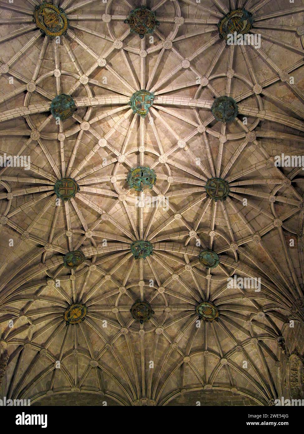 Gothic ceiling hi-res stock photography and images - Alamy