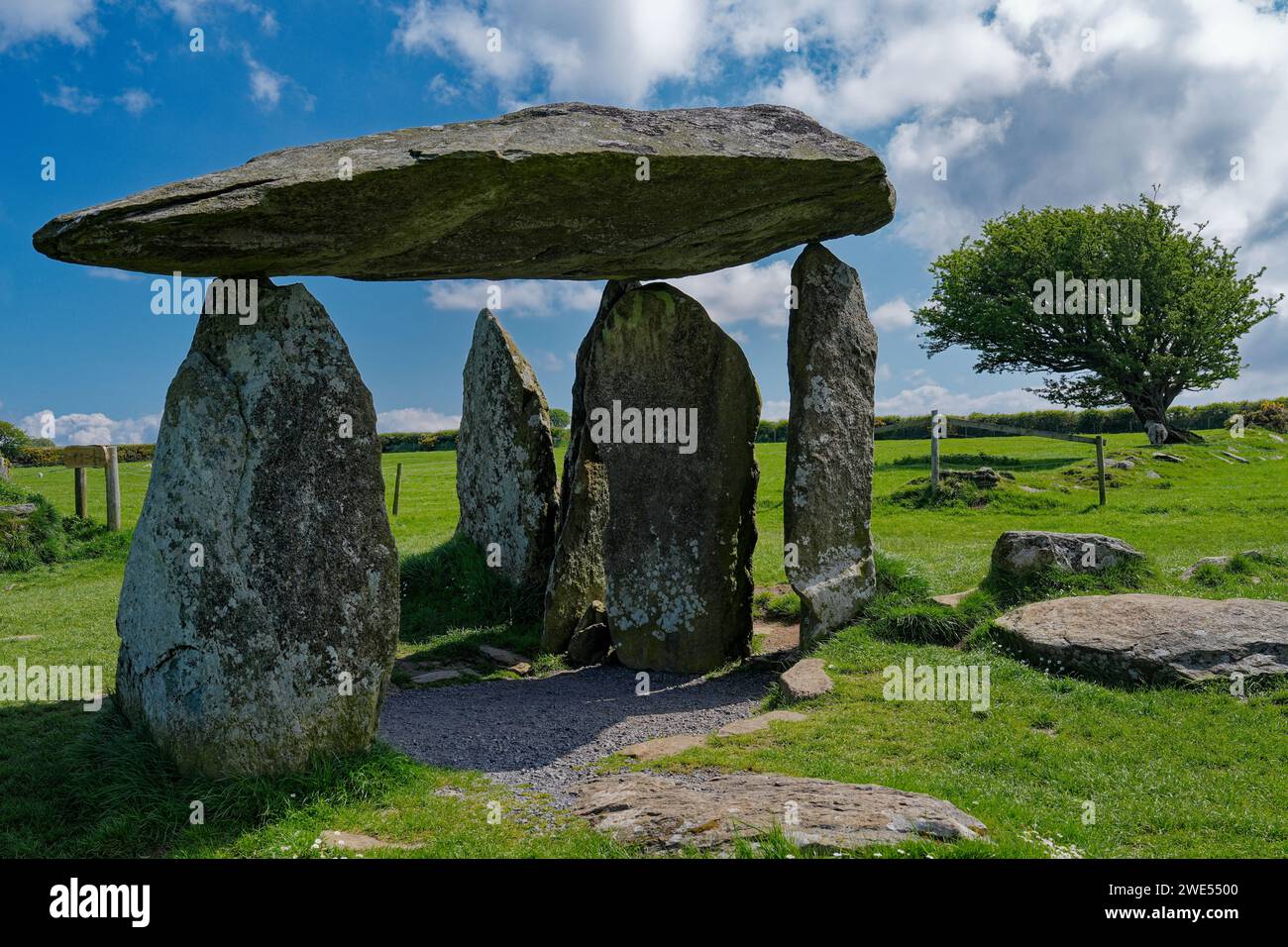Great Britain, Wales, Preseli Hills, Pentre Ifan, megalithic portal ...