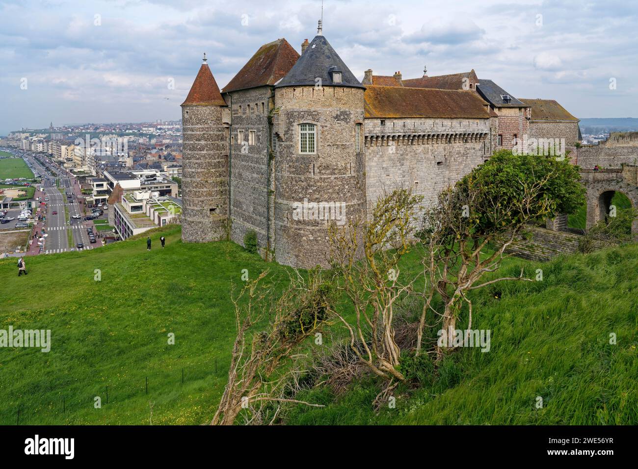 Dieppe castle hi-res stock photography and images - Alamy