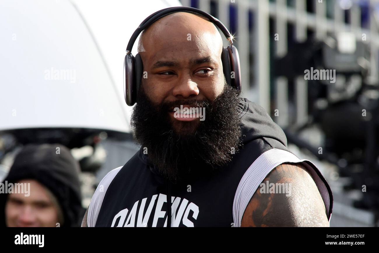 Baltimore Ravens offensive tackle Morgan Moses (78) pictured before an ...