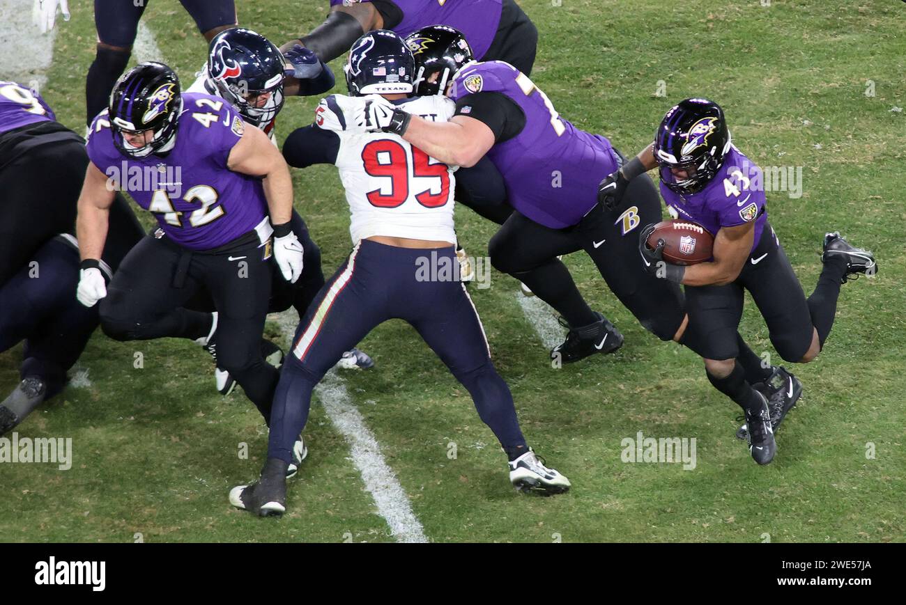Baltimore Ravens running back Justice Hill (43) runs during an NFL ...
