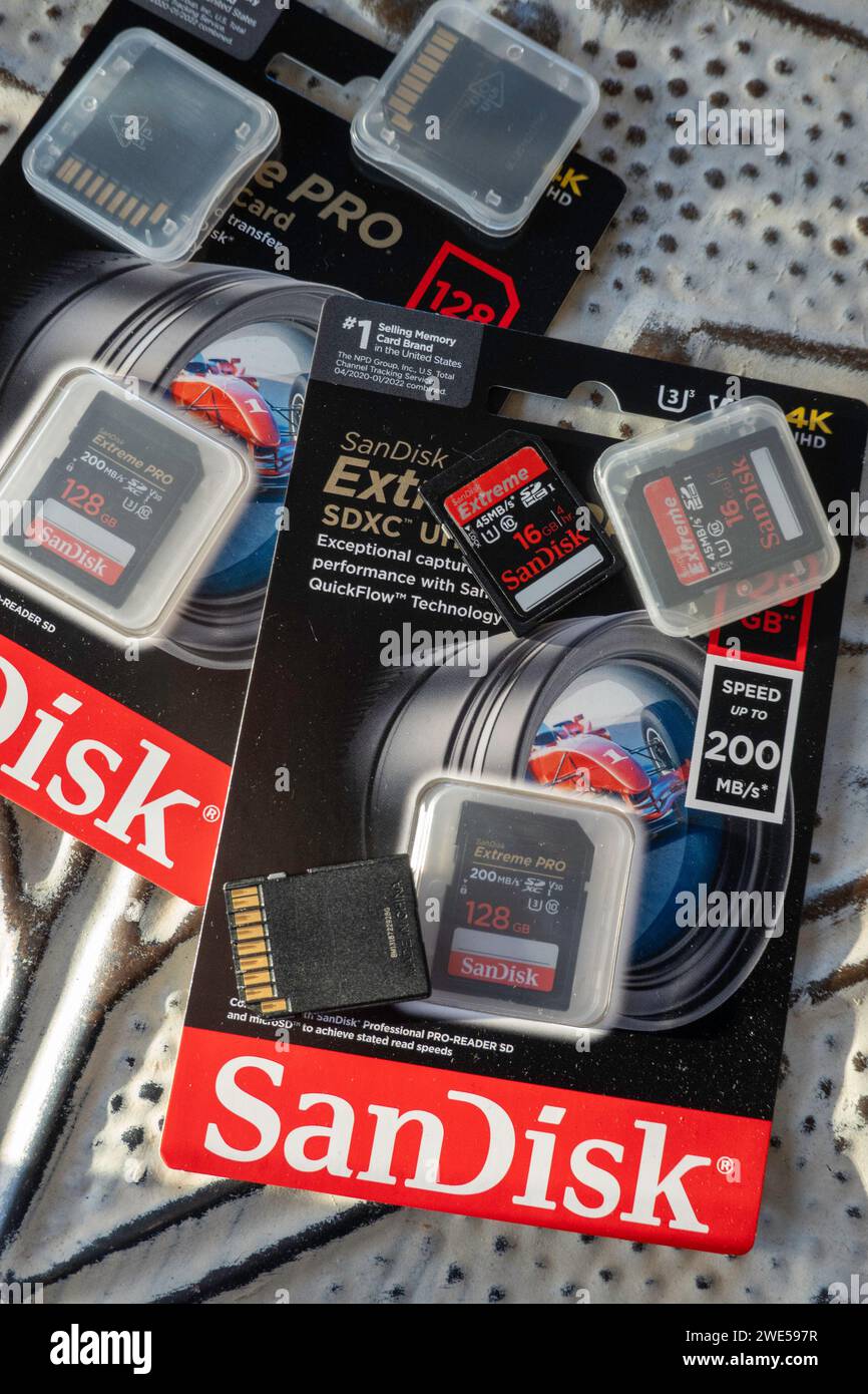 Sandisk sd card hi-res stock photography and images - Alamy