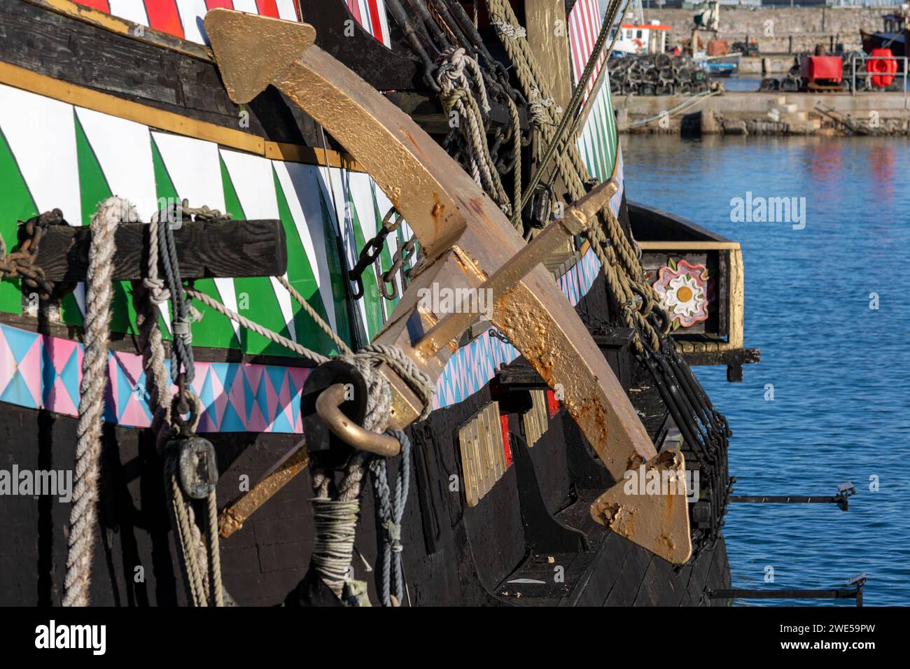 BRIXHAM, DEVON, UK - JANUARY 18 : View the Golden Hind anchor in ...