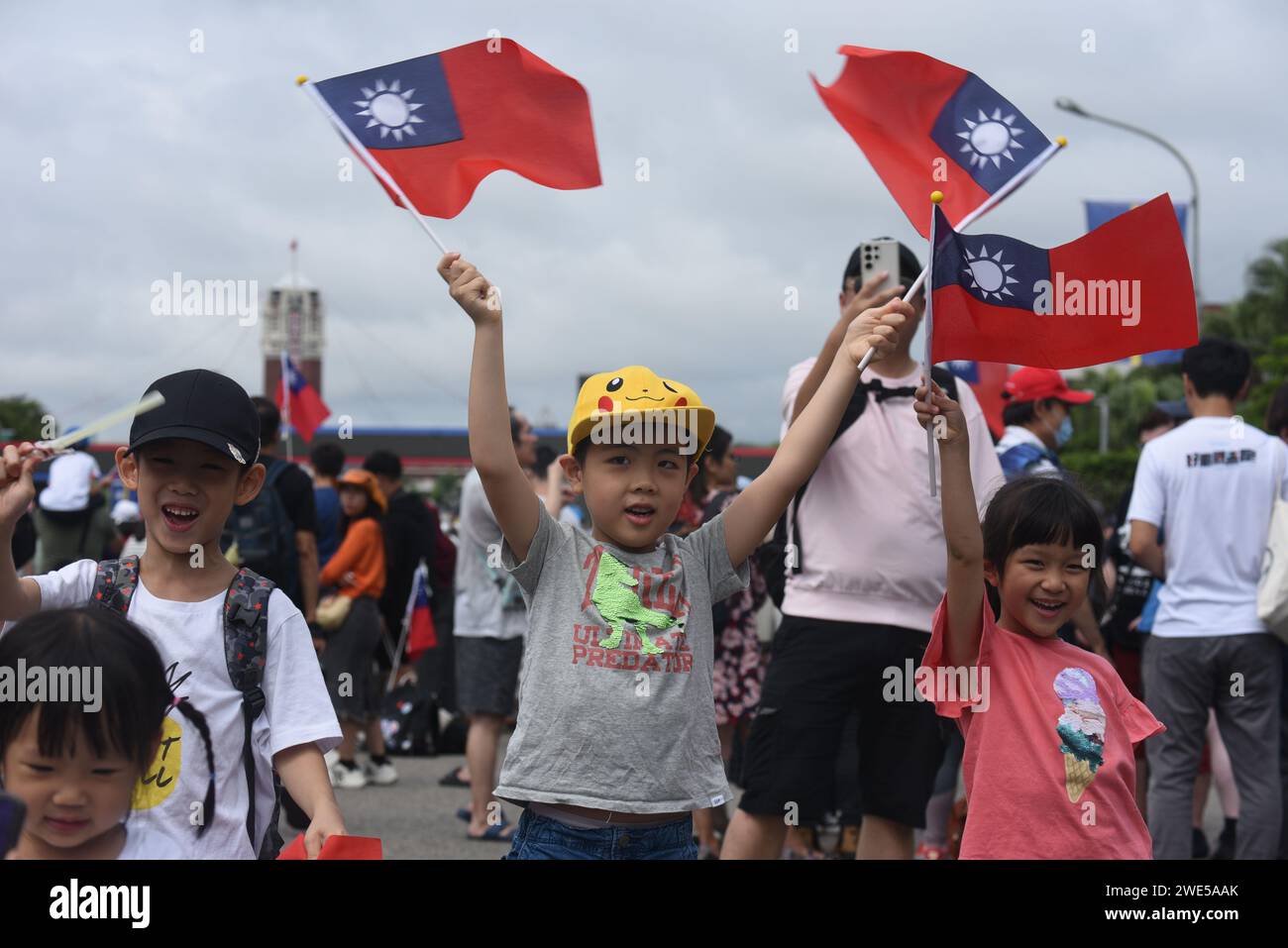 STRICTLY NO SALES TO FRENCH MEDIA OR PUBLISHERS - RIGHTS RESERVED ...