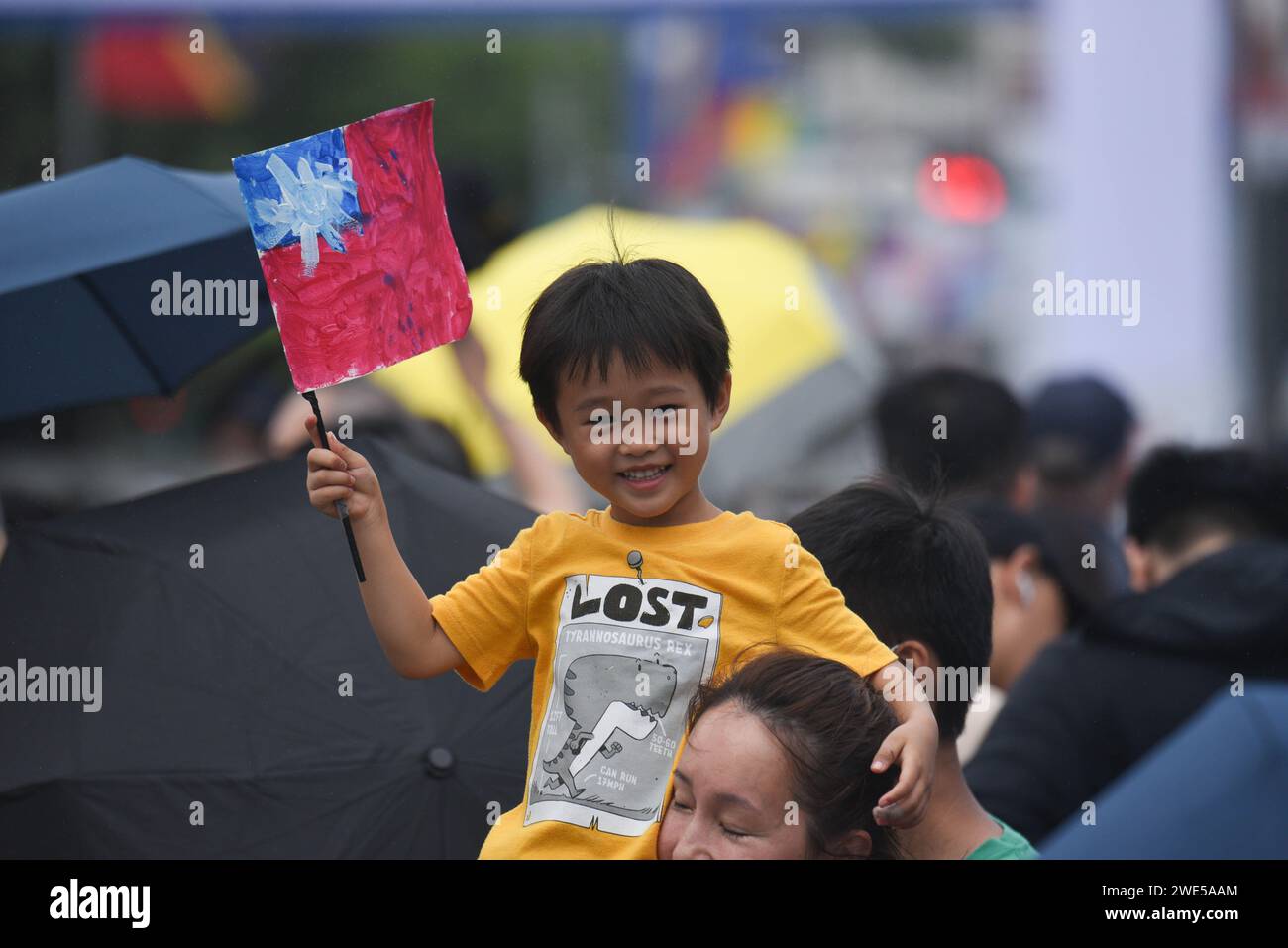 STRICTLY NO SALES TO FRENCH MEDIA OR PUBLISHERS - RIGHTS RESERVED ...