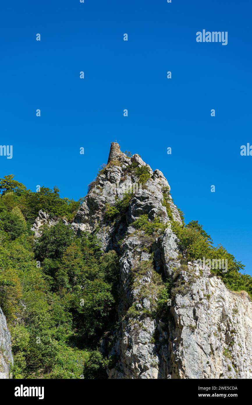 Ananuri Castle at Zhinvali Reservoir, Aragvi River, Dusheti ...