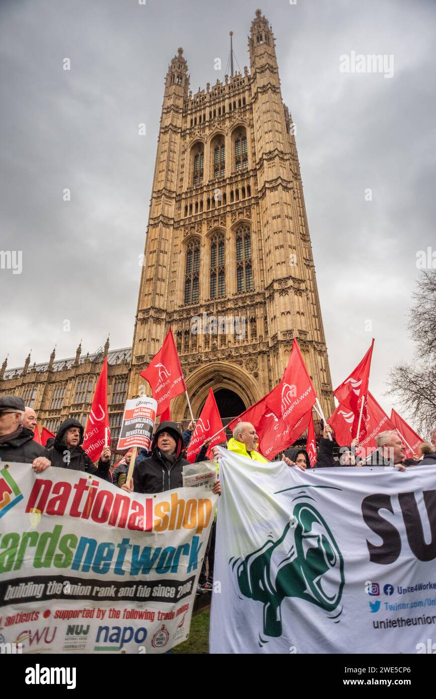 London, January 23rd 2024: The Unite tarde union protest in support of ...