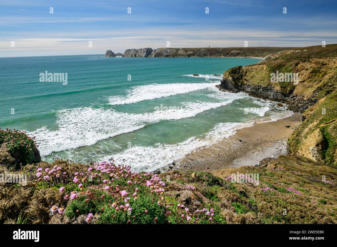 Surf runs into small bay on the cliffs of the Crozon peninsula, GR 34 ...