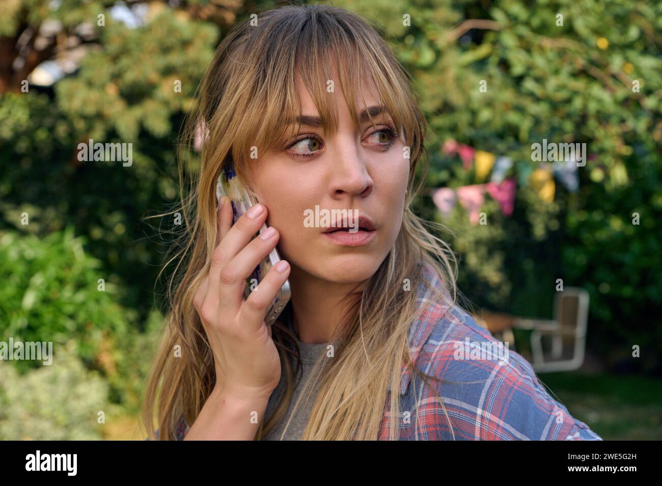 Kaley cuoco 2024 hi-res stock photography and images - Alamy