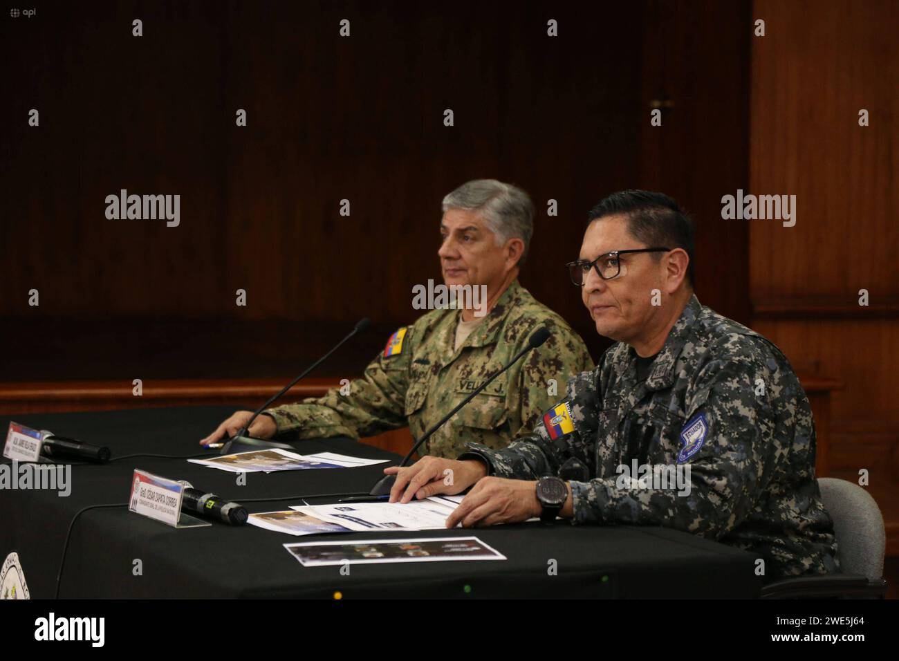 Prensa de seguridad hi-res stock photography and images - Alamy