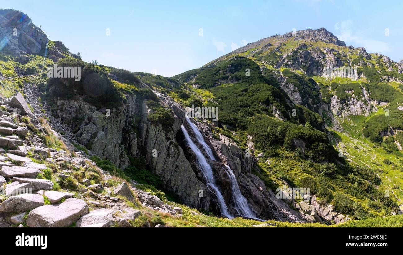 Wielka Siklava waterfall on the hiking trail to the Valley of the Five ...