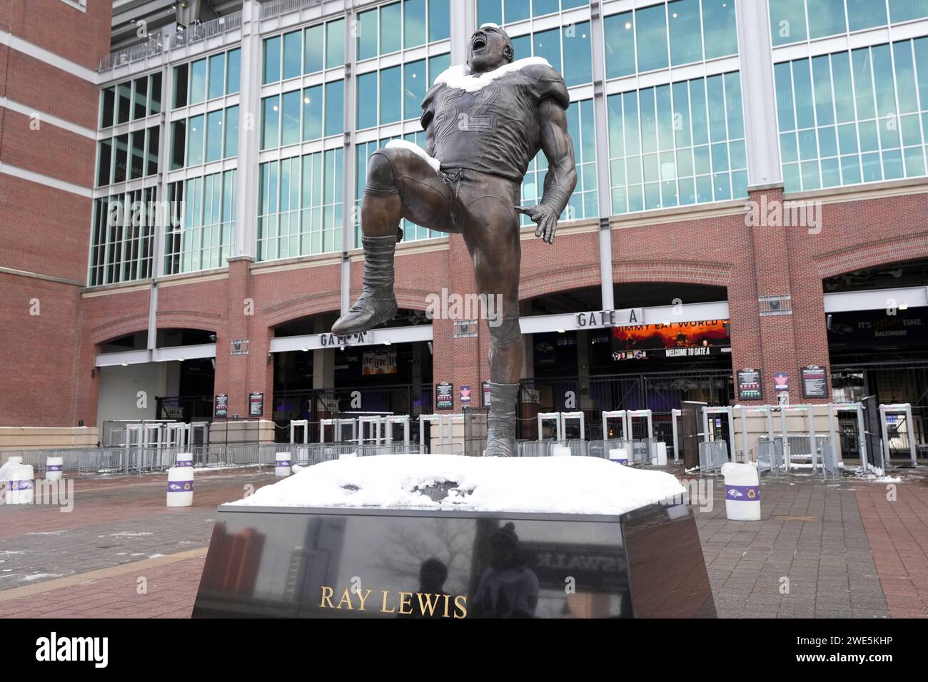 BALTIMORE, MARYLAND, JAN 20: A statue of former Baltimore Ravens ...