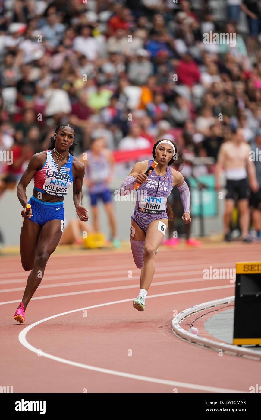 Alexis HOLMES participating in the 4x400 m Relay at the World Athletics ...