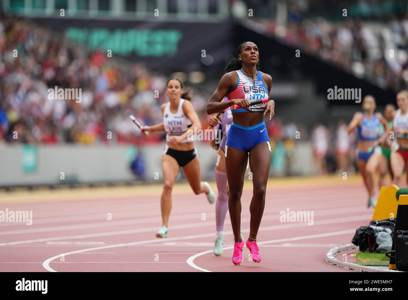 Alexis HOLMES participating in the 4x400 m Relay at the World Athletics ...