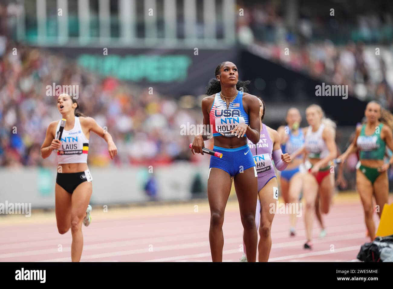Alexis HOLMES participating in the 4x400 m Relay at the World Athletics ...