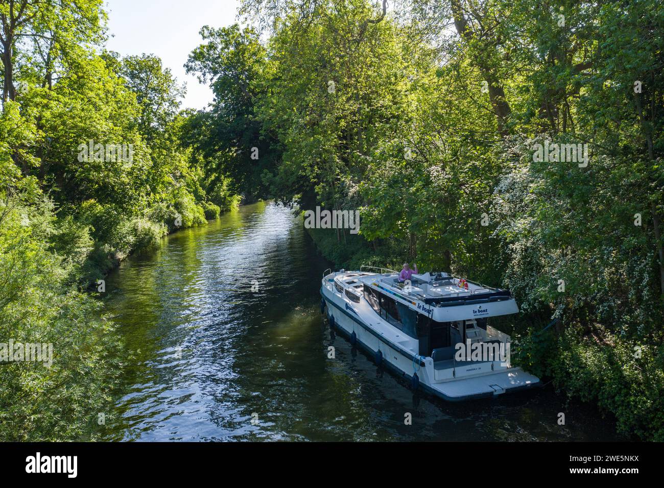 Aerial view of a Le Boat Horizon 4 houseboat moored on the bank of a ...
