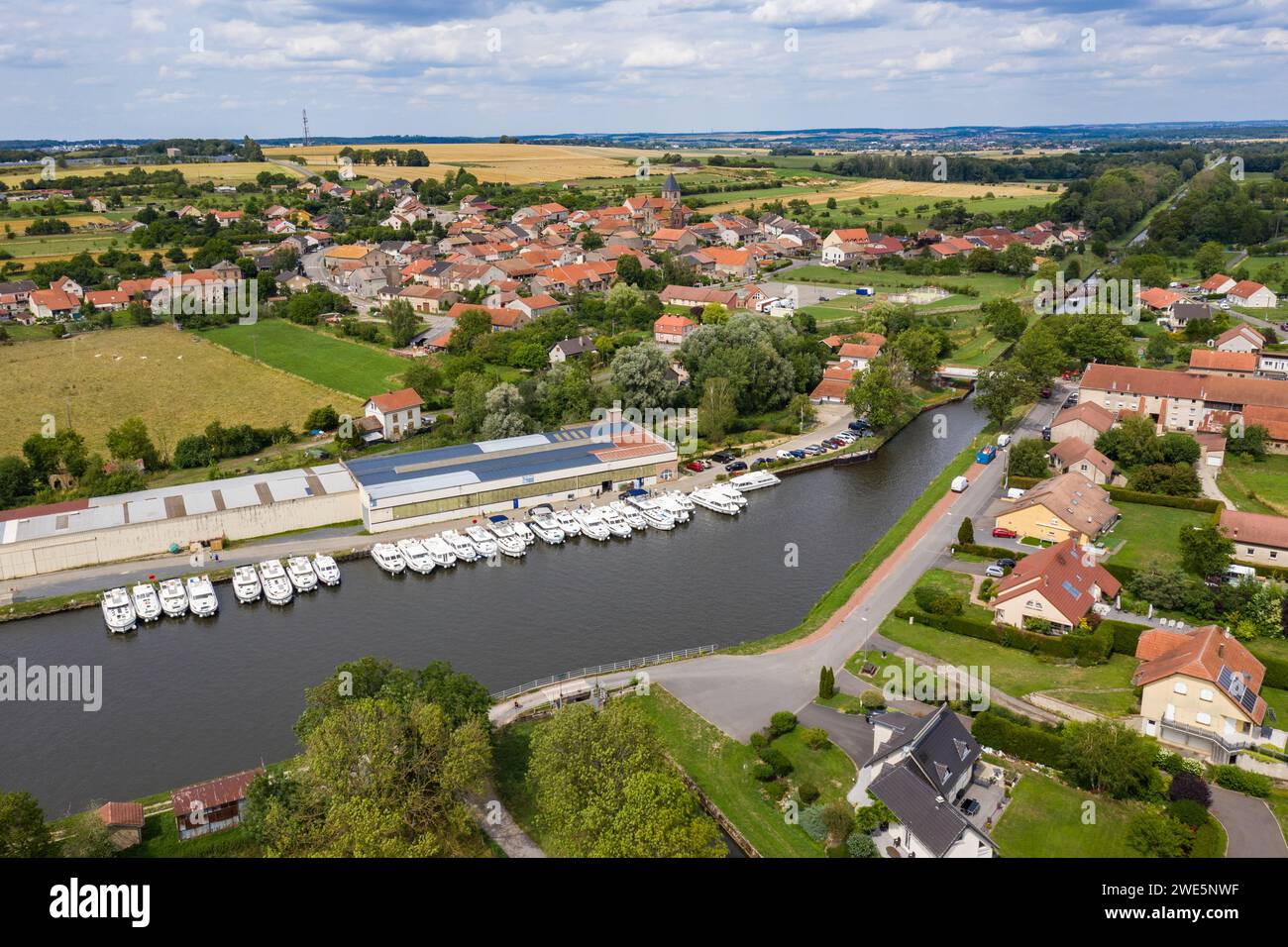 Hesse france canal hi-res stock photography and images - Alamy