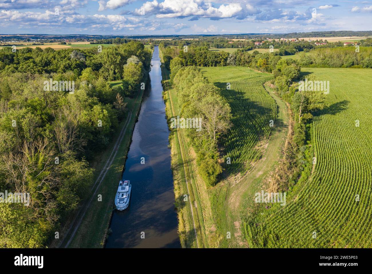 Hesse france canal hi-res stock photography and images - Alamy