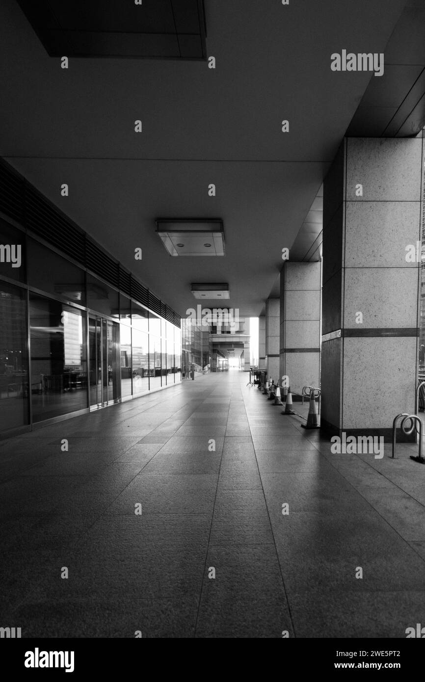 Banks of england Black and White Stock Photos & Images - Alamy