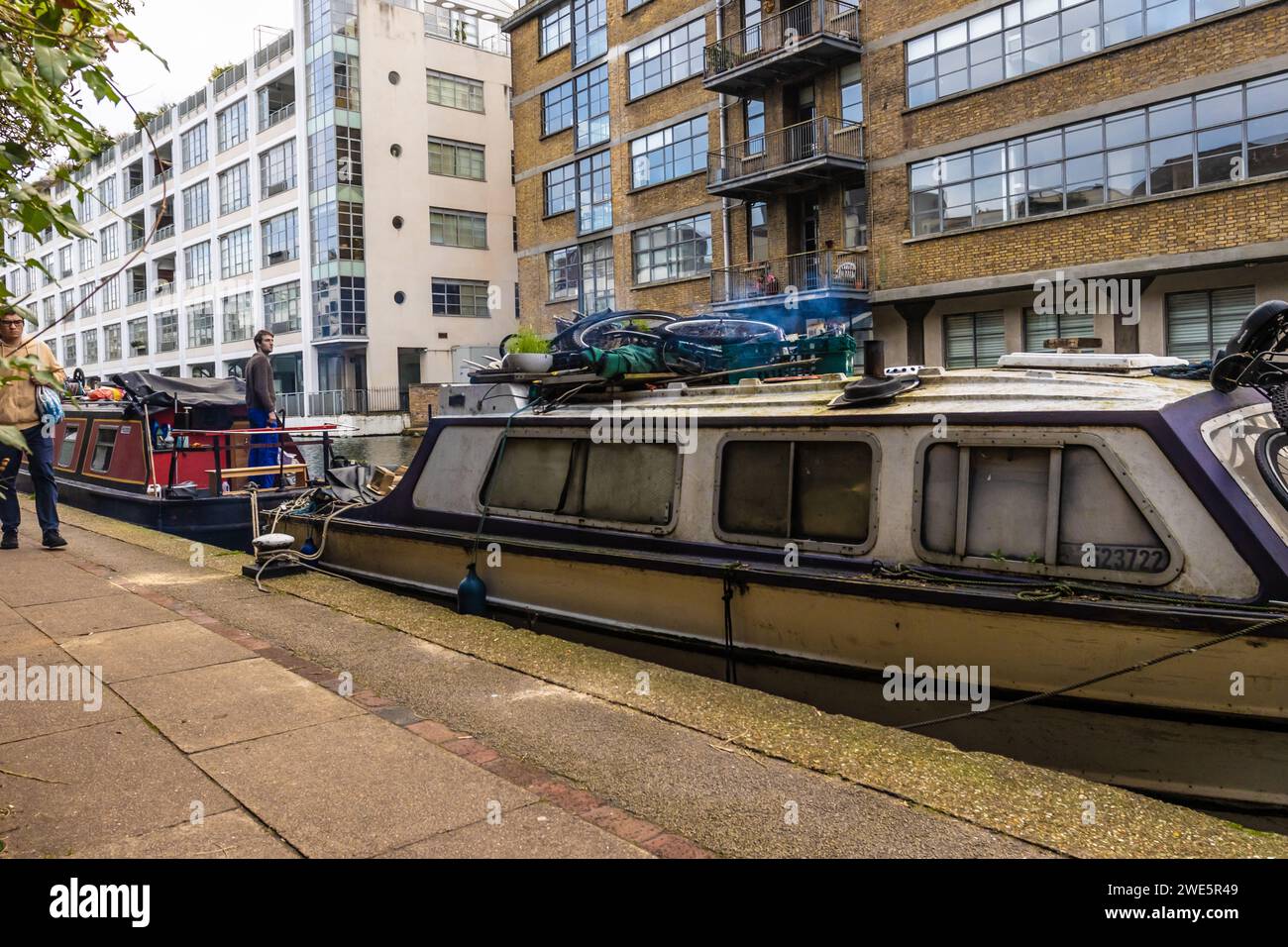 London City Road lock Stock Photo - Alamy