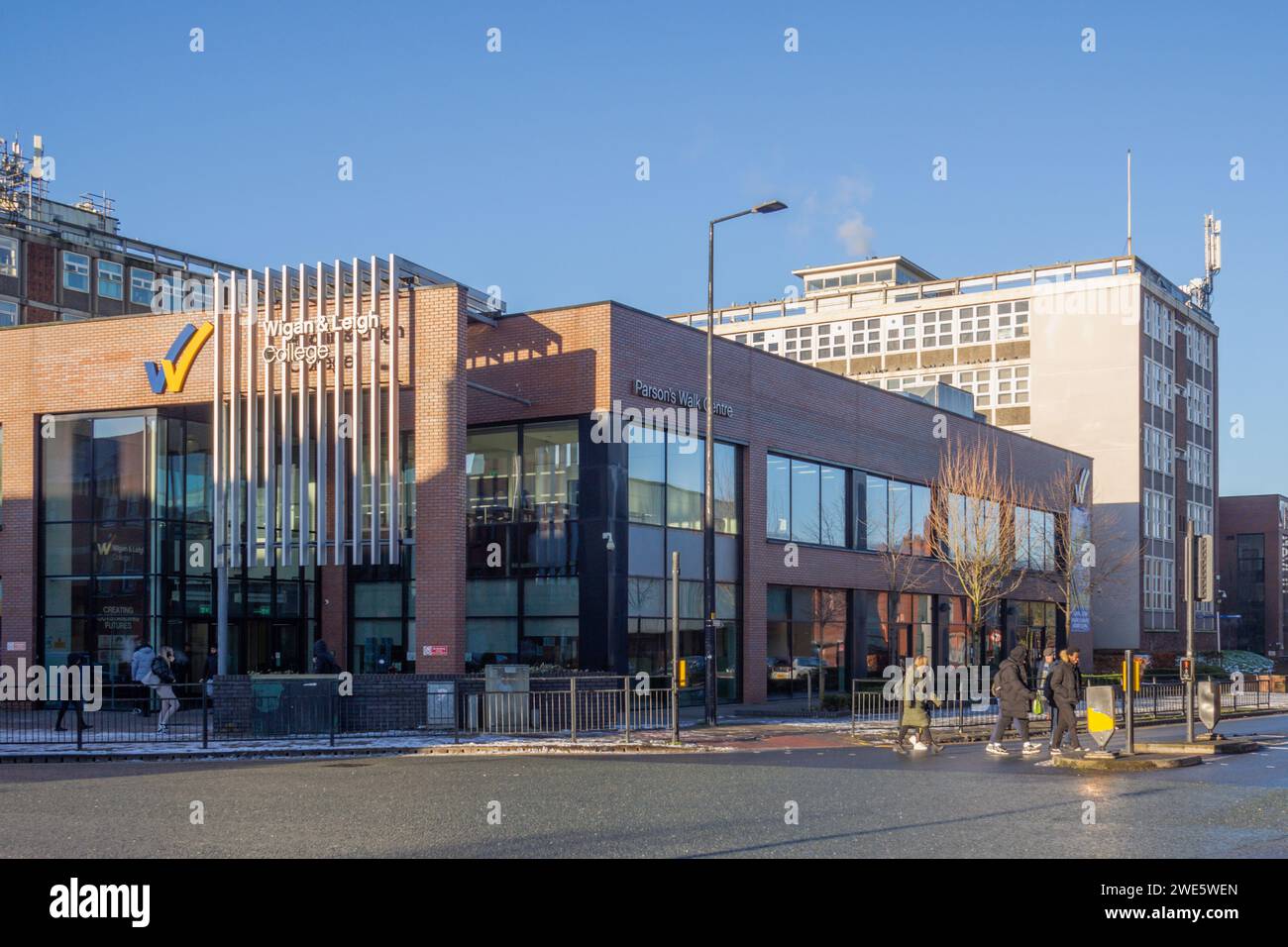 Leigh town centre hi-res stock photography and images - Alamy
