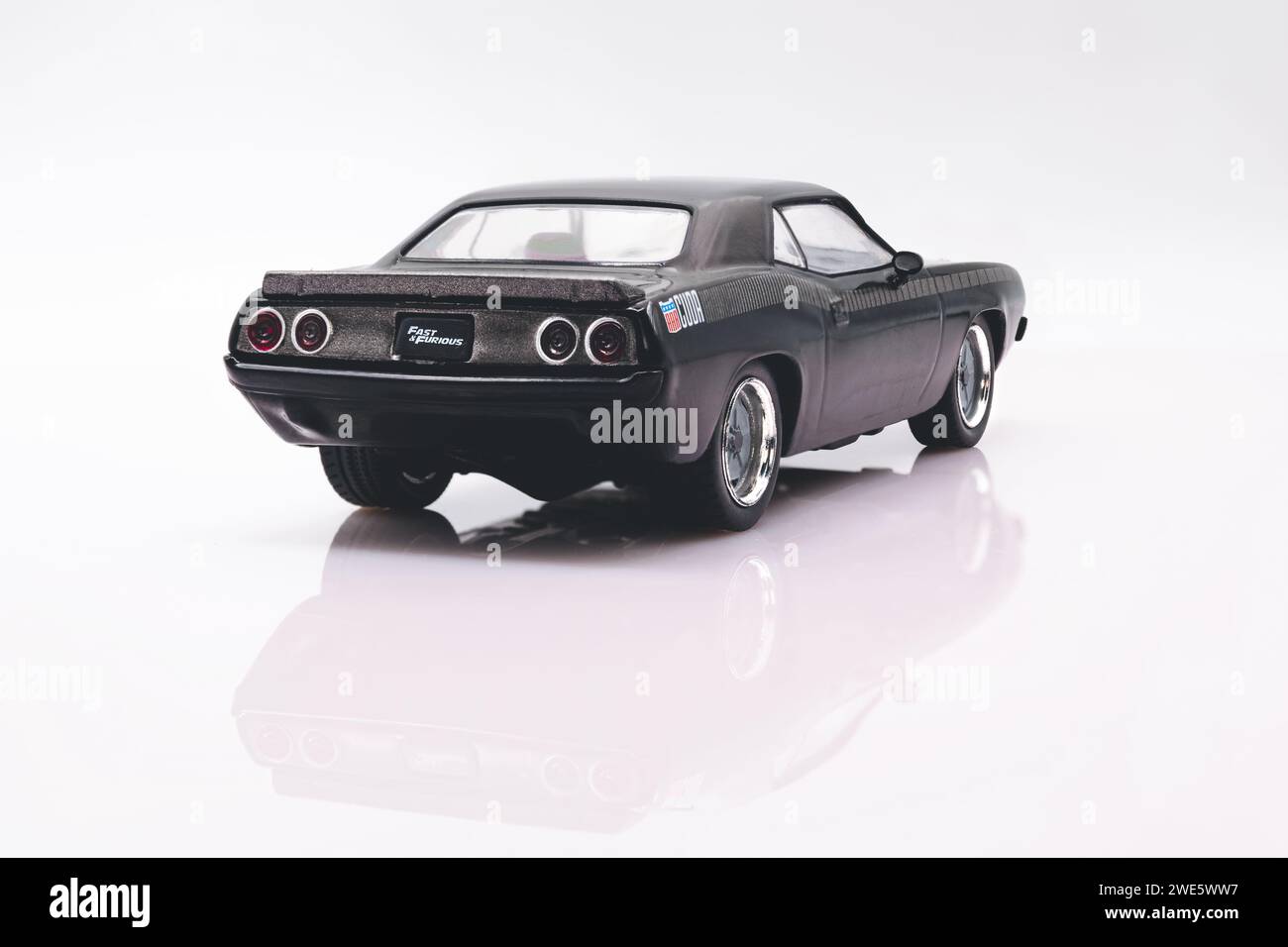 Fast&Furious Plymouth Barracuda 1:43 model car, rear view, white ...