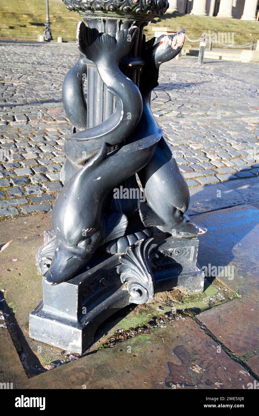 dolphin base lamp post outside st georges hall liverpool, merseyside ...