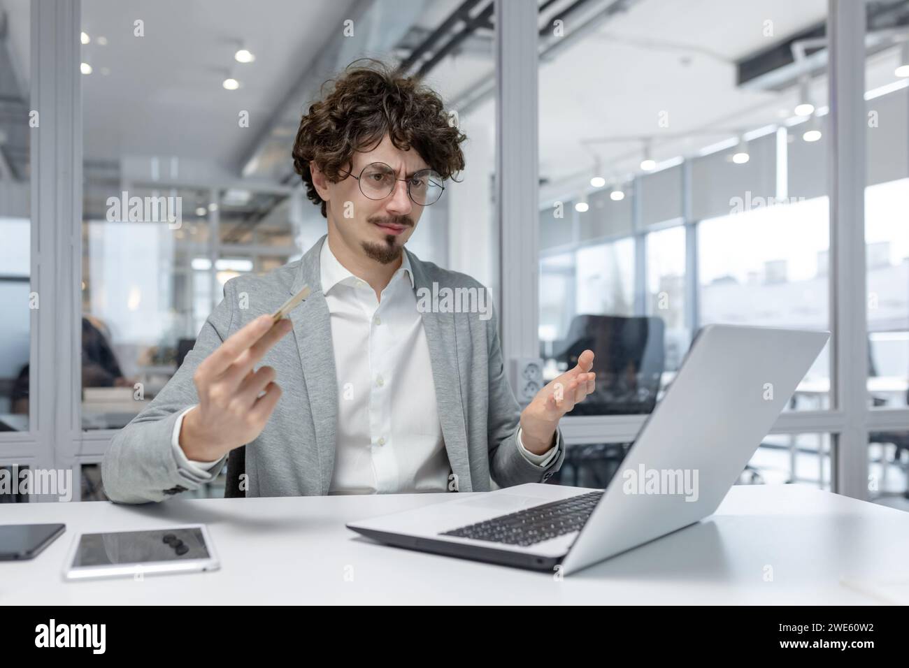Solving daily tasks hi-res stock photography and images - Alamy