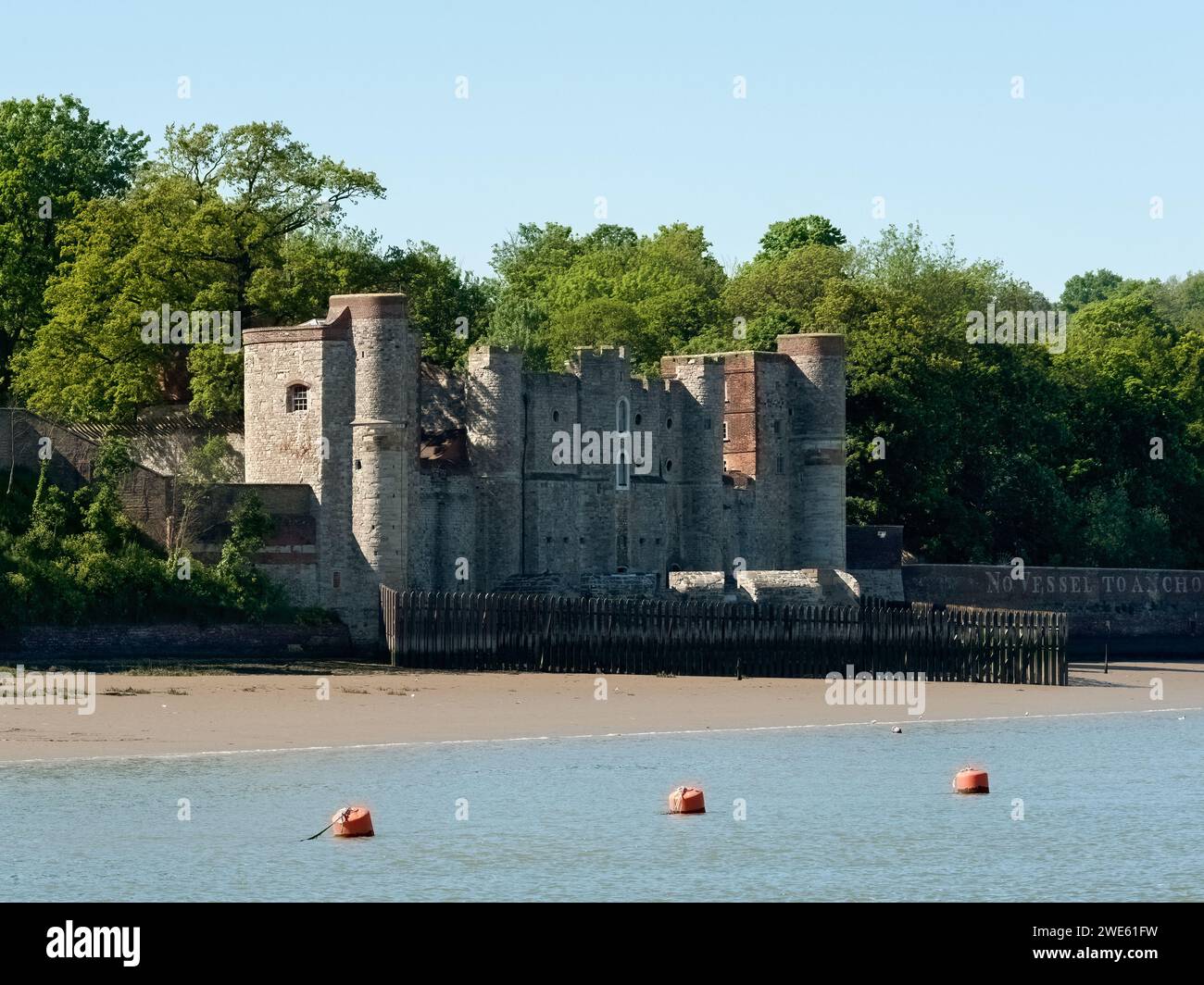 KENT, UK - MAY 22, 2010: Exterior view of Upnor Castle - an Elizabethan ...