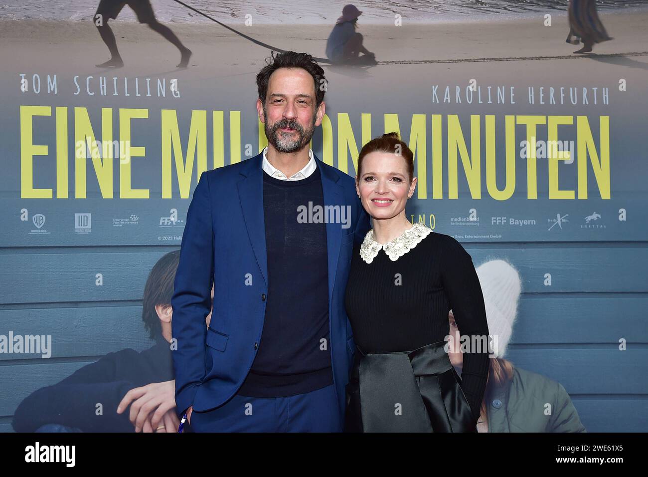 Christopher Doll mit Karoline Herfurth Ankunft zur Weltpremiere von ...