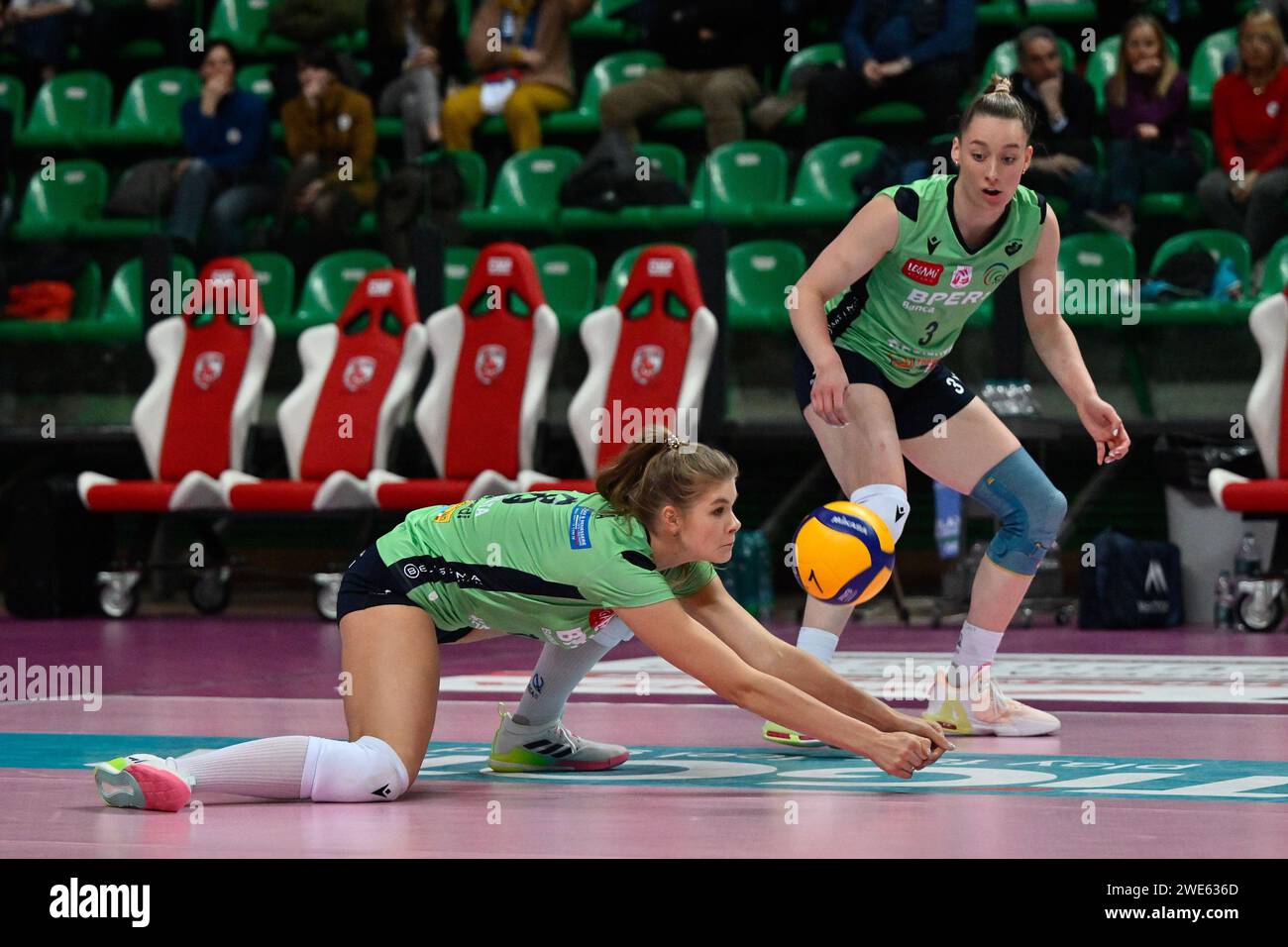 Cuneo, Italy. 21st Jan, 2024. AnnaDavyskiba (Bergamo) - Olivia Rozanski ...