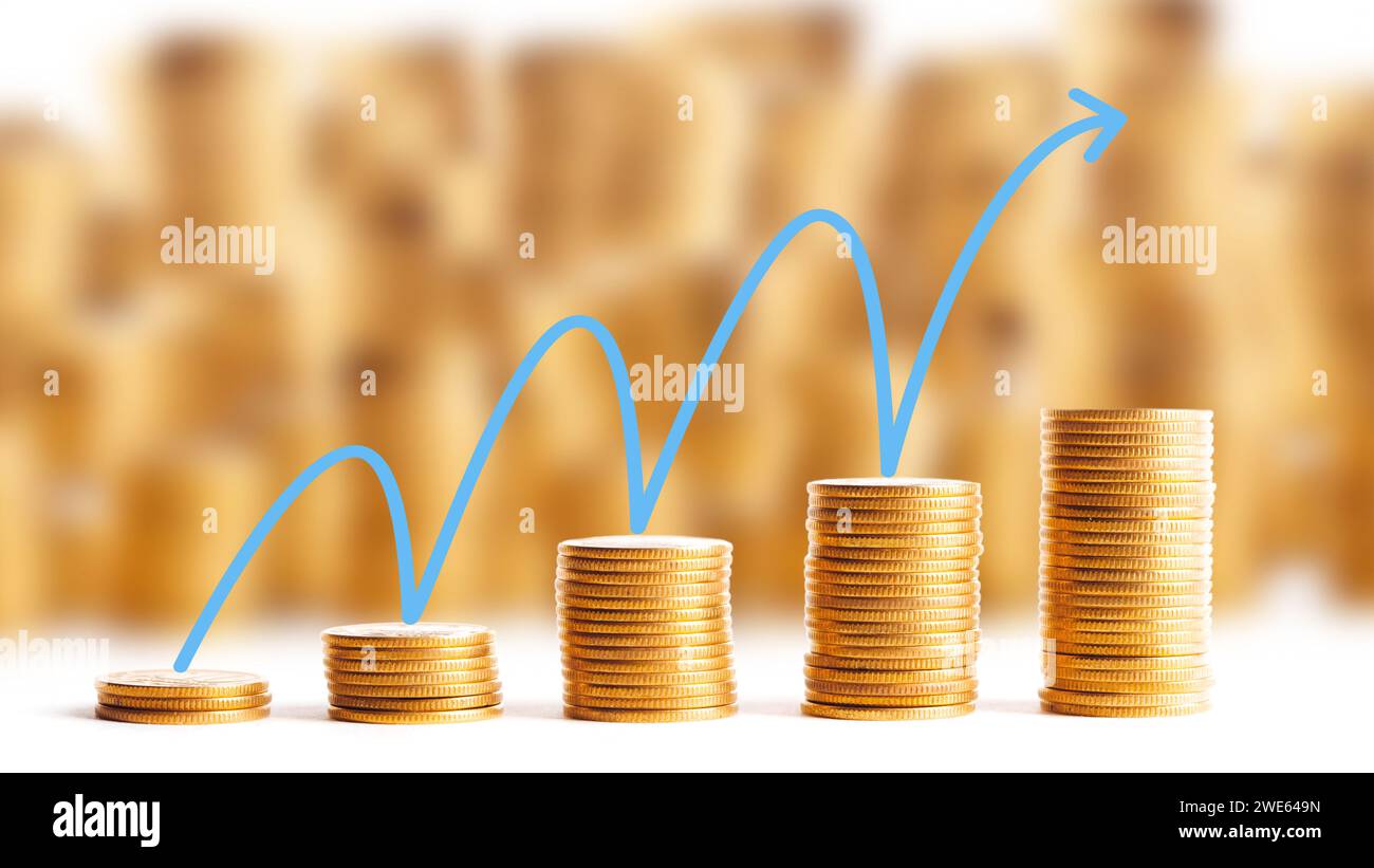 Row of gold coins for finance and banking concepts Stock Photo - Alamy