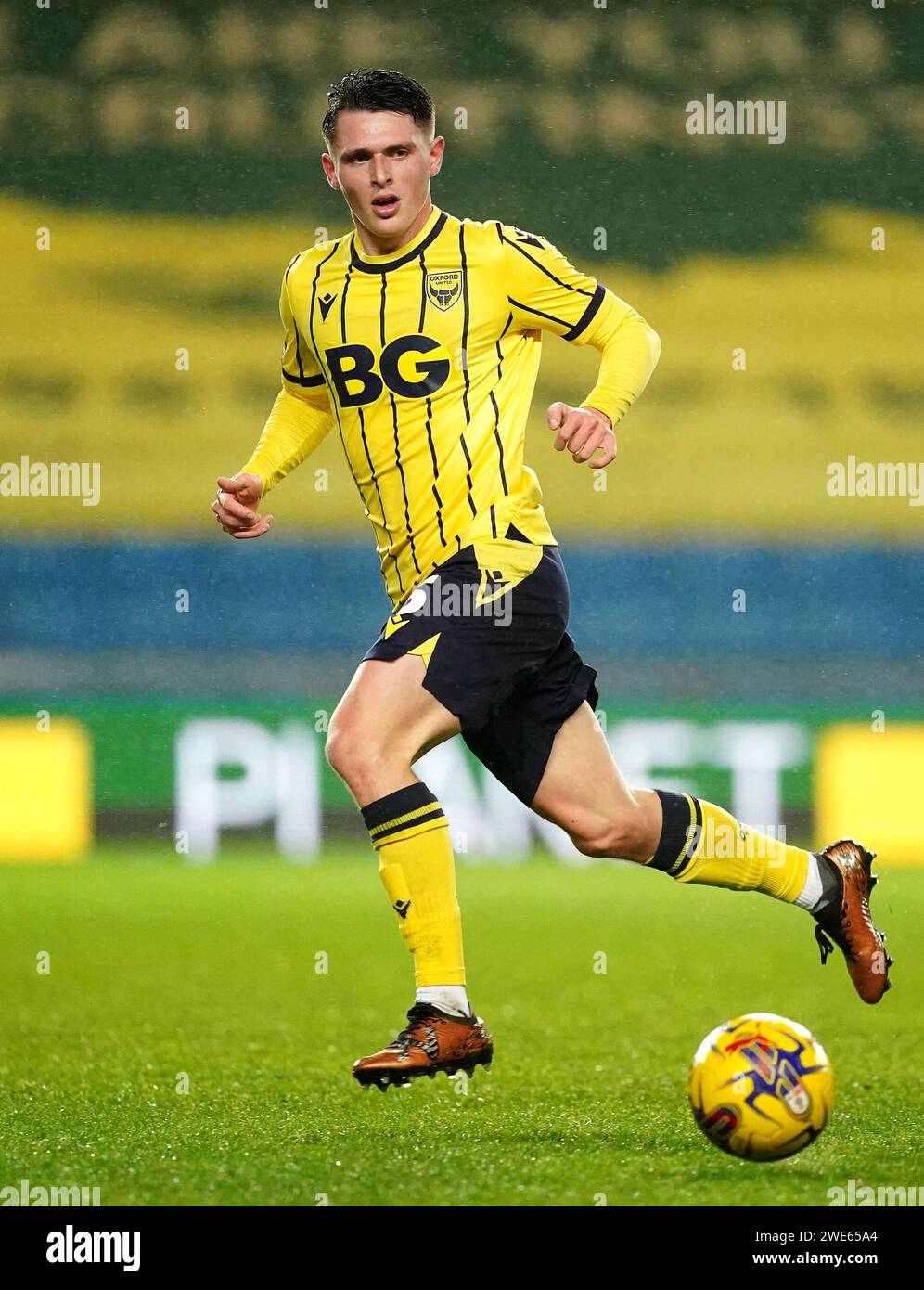 Fin stevens oxford united hi-res stock photography and images - Alamy