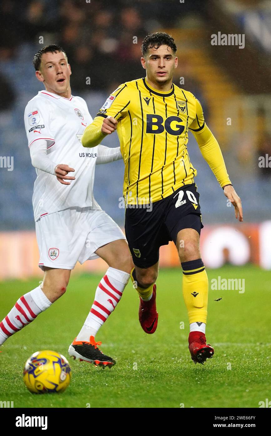 Oxford United's Ruben Rodrigues (right) in action during the Sky Bet ...