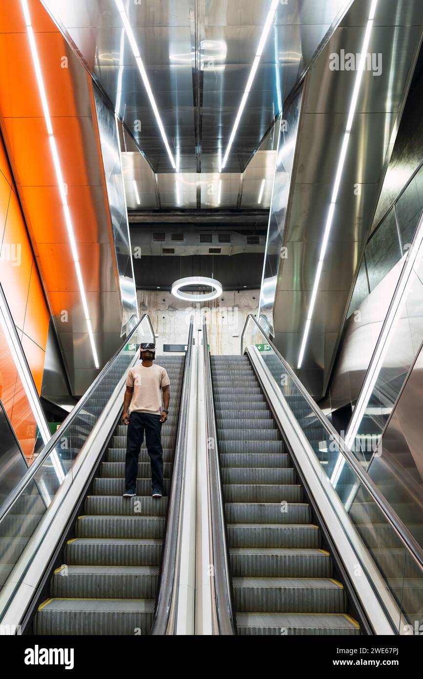 Cyber station hi-res stock photography and images - Alamy