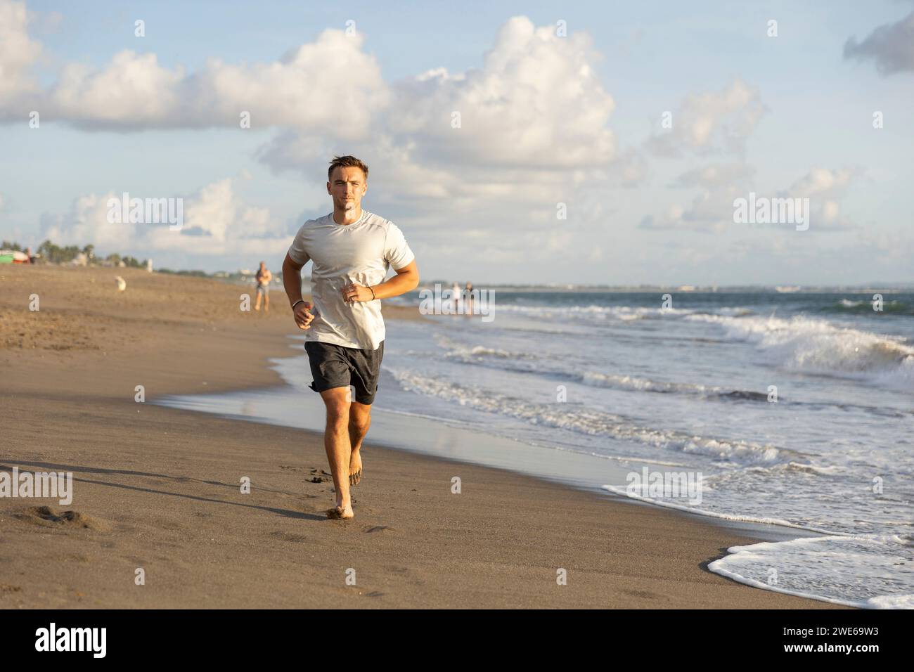 Jogging sea hi-res stock photography and images - Alamy