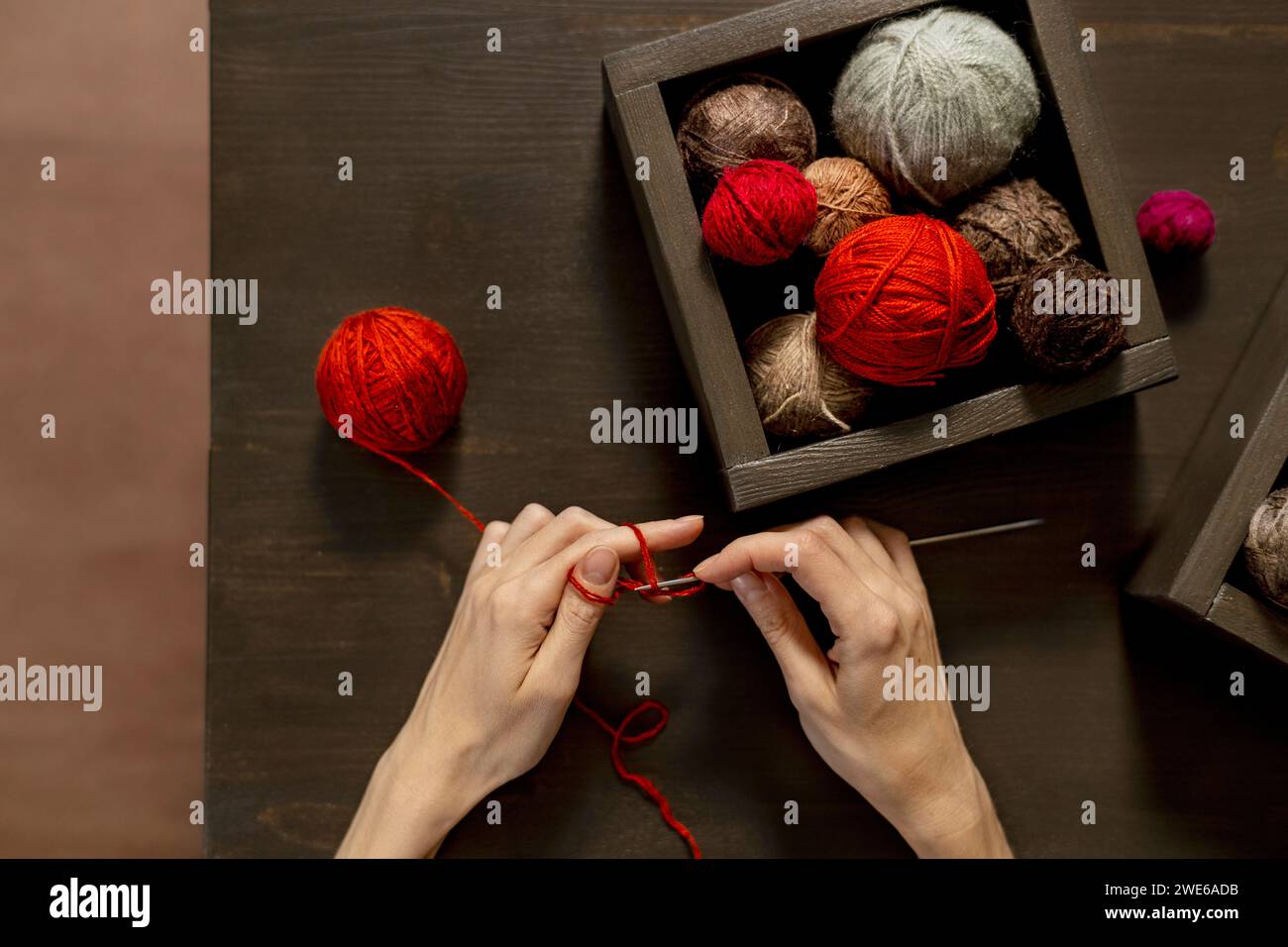 Woman yarn home hi-res stock photography and images - Alamy