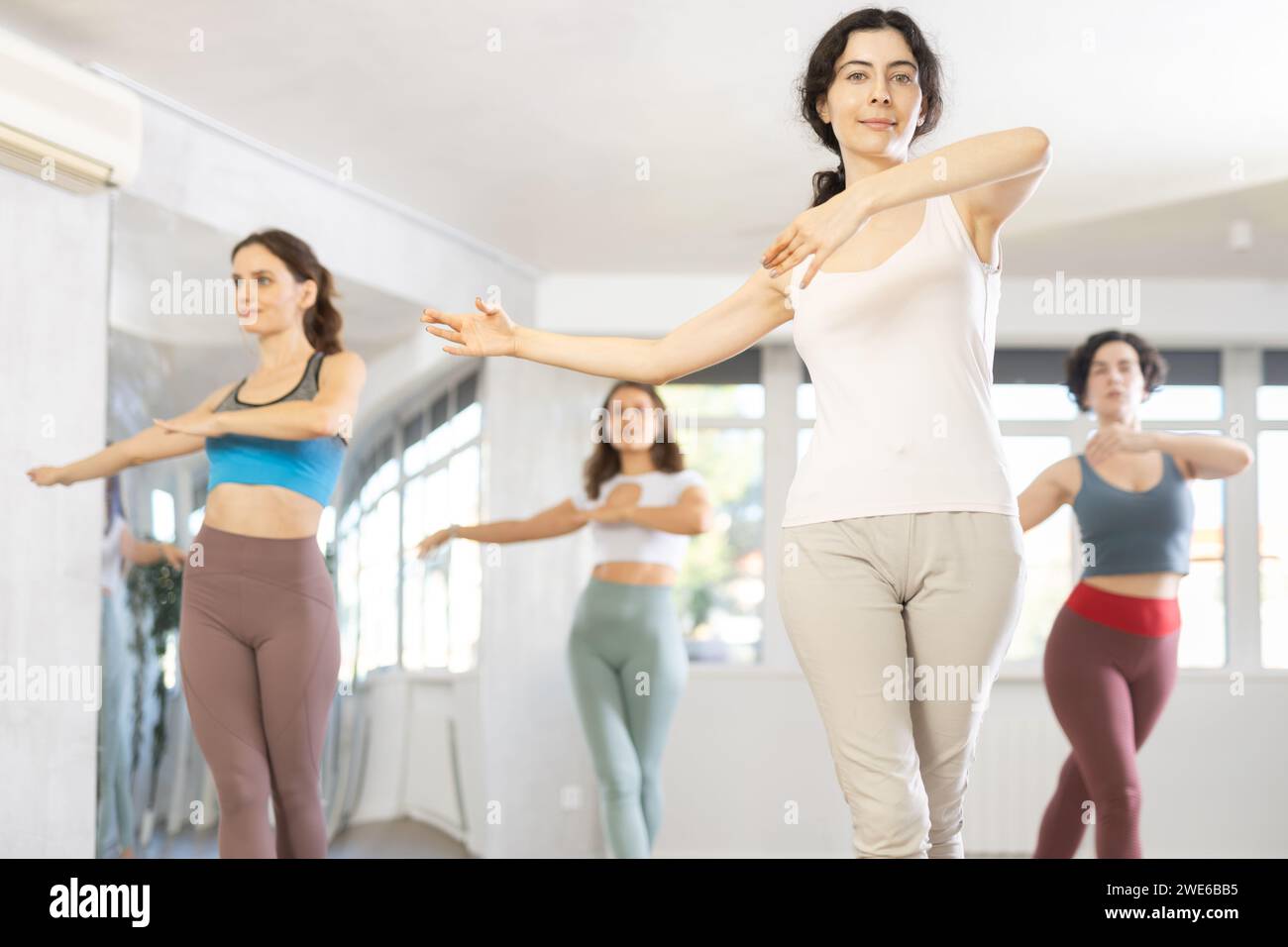 Belly dancer in club hi-res stock photography and images - Alamy